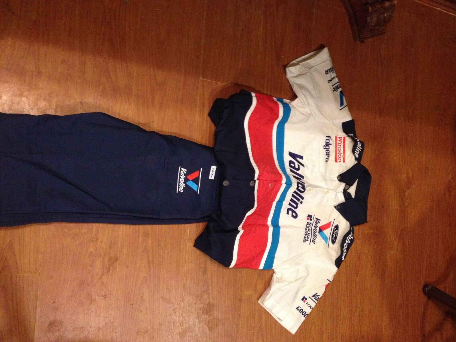Mark Martin Valvoline race used pit crew uniform S/P - Race Used 360